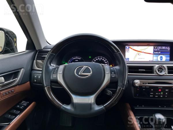 Blue Lexus GS 2012 in Riga, with an engine capacity of 3.50 L and mileage of 288 thousand km for 13800 €, photo 9 on AUTOMOTO.COM.LV