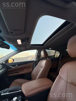 Blue Lexus GS 2012 in Riga, with an engine capacity of 3.50 L and mileage of 241 thousand km for 14900 €, photo 7 on AUTOMOTO.COM.LV