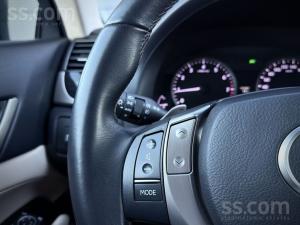 Blue Lexus GS 2014 in Riga, with an engine capacity of 2.50 L and mileage of 92 thousand km for 16500 €, photo 14 on AUTOMOTO.COM.LV