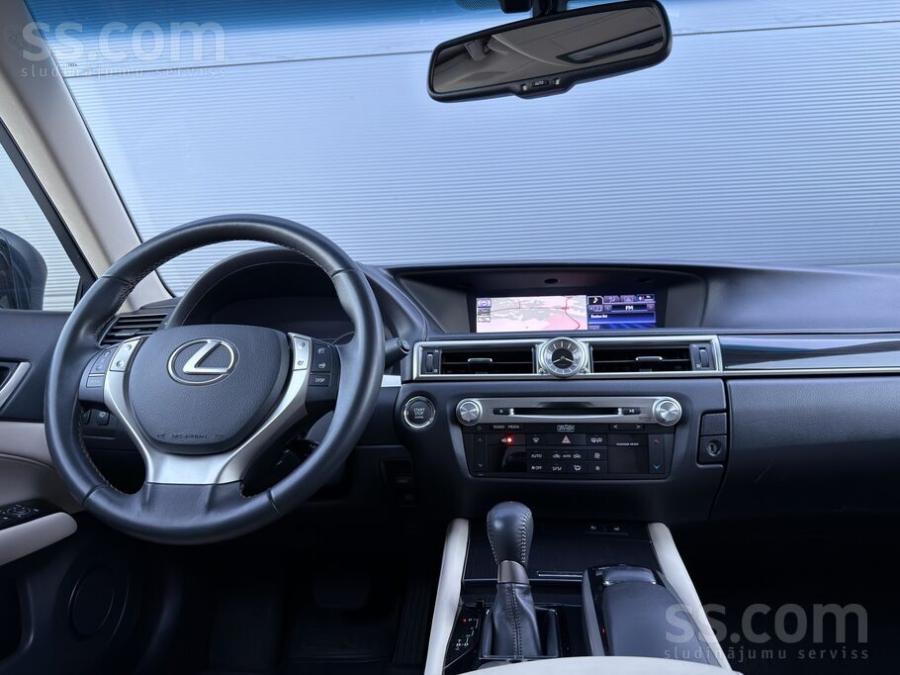 Blue Lexus GS 2014 in Riga, with an engine capacity of 2.50 L and mileage of 92 thousand km for 16500 €, photo 17 on AUTOMOTO.COM.LV