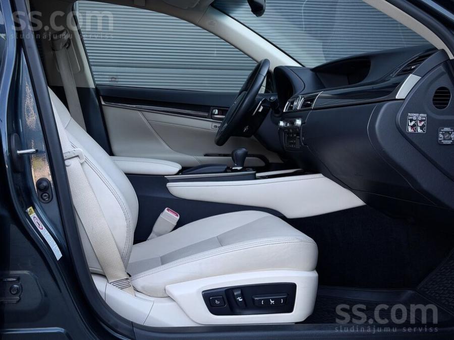 Blue Lexus GS 2014 in Riga, with an engine capacity of 2.50 L and mileage of 92 thousand km for 16500 €, photo 24 on AUTOMOTO.COM.LV