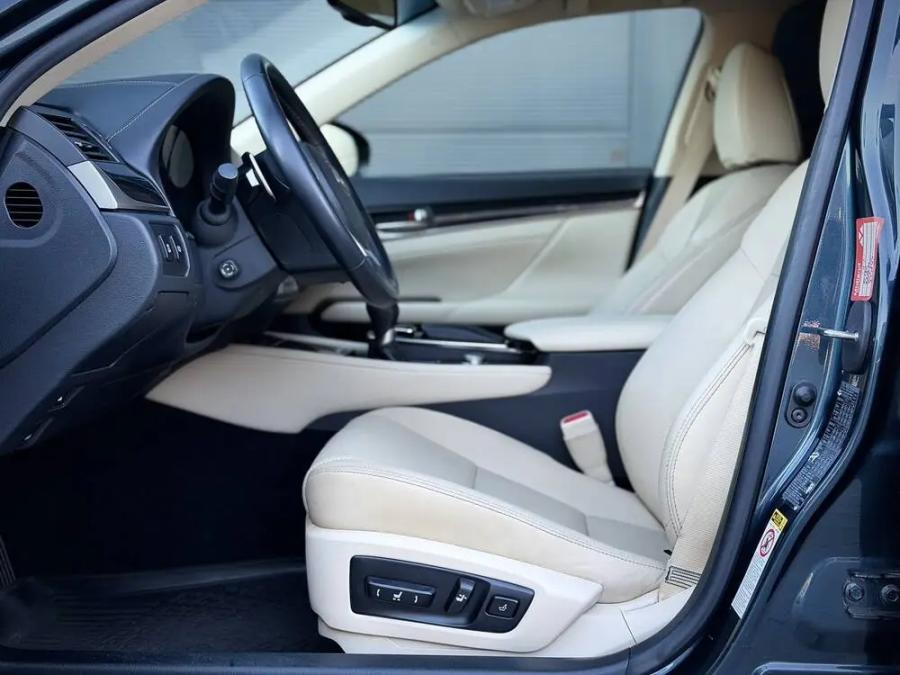 Blue Lexus GS 2014 in Riga, with an engine capacity of 2.50 L and mileage of 92 thousand km for 16500 €, photo 11 on AUTOMOTO.COM.LV