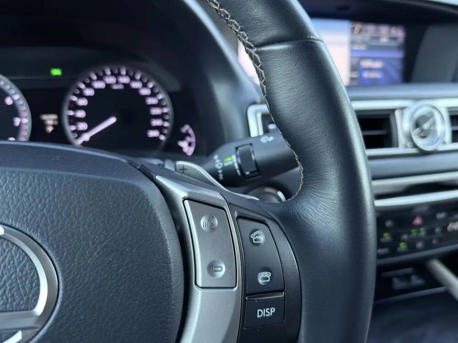 Blue Lexus GS 2014 in Riga, with an engine capacity of 2.50 L and mileage of 92 thousand km for 16500 €, photo 15 on AUTOMOTO.COM.LV