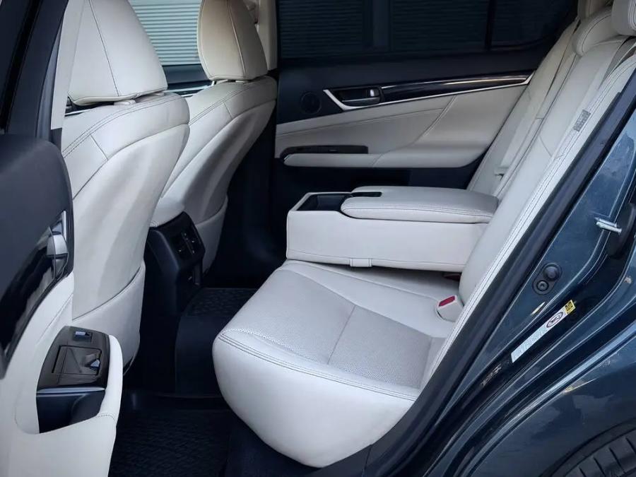 Blue Lexus GS 2014 in Riga, with an engine capacity of 2.50 L and mileage of 92 thousand km for 16500 €, photo 26 on AUTOMOTO.COM.LV