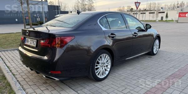 Brown Lexus GS 2013 in Jelgava, with an engine capacity of 2.50 L and mileage of 230 thousand km for 12900 €, photo 6 on AUTOMOTO.COM.LV