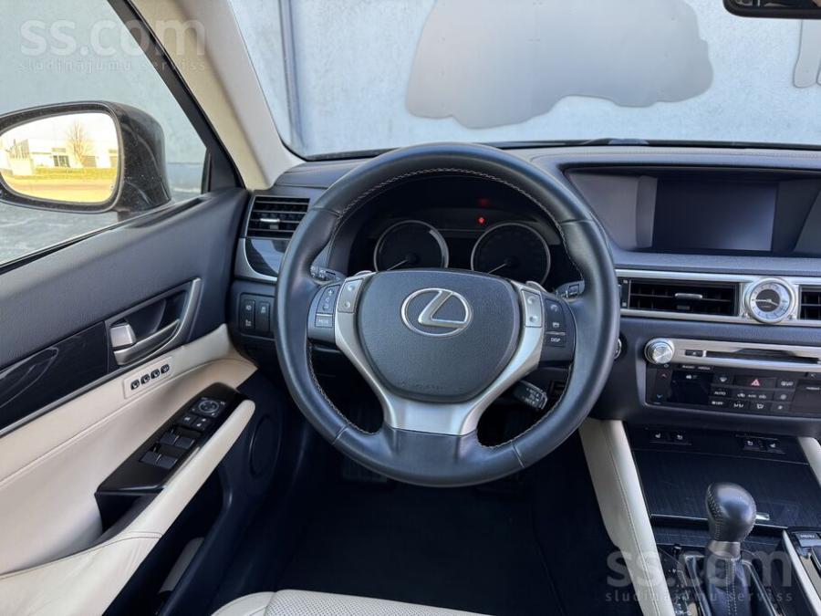 Brown Lexus GS 2013 in Jelgava, with an engine capacity of 2.50 L and mileage of 230 thousand km for 12900 €, photo 10 on AUTOMOTO.COM.LV