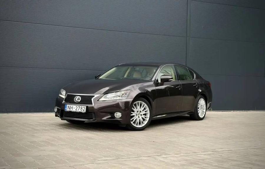 Brown Lexus GS 2013 in Riga, with an engine capacity of 2.50 L and mileage of 235 thousand km for 12995 €, photo 1 on AUTOMOTO.COM.LV