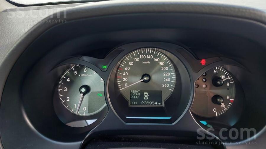 Zaļš Lexus GS 2005 Rīga, ar dzinēja tilpumu 3.00 L un nobraukumu 235 tūkst. km par 4600 €, foto 17 vietnē AUTOMOTO.COM.LV
