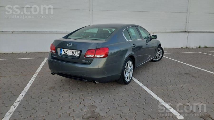 Zaļš Lexus GS 2005 Rīga, ar dzinēja tilpumu 3.00 L un nobraukumu 235 tūkst. km par 4600 €, foto 22 vietnē AUTOMOTO.COM.LV