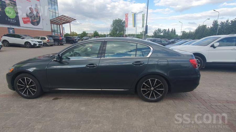 Green Lexus GS 2008 in Riga, with an engine capacity of 3.00 L and mileage of 304 thousand km for 3490 €, photo 6 on AUTOMOTO.COM.LV