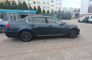 Green Lexus GS 2008 in Riga, with an engine capacity of 3.00 L and mileage of 304 thousand km for 3490 €, photo 7 on AUTOMOTO.COM.LV