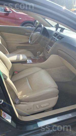 Green Lexus GS 2008 in Riga, with an engine capacity of 3.00 L and mileage of 304 thousand km for 3490 €, photo 10 on AUTOMOTO.COM.LV