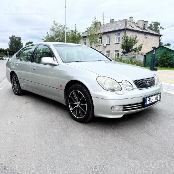 Pelēks Lexus GS 2002 Rīga, ar dzinēja tilpumu 3.00 L un nobraukumu 390 tūkst. km par 5150 €, foto 3 vietnē AUTOMOTO.COM.LV