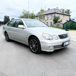 Pelēks Lexus GS 2002 Rīga, ar dzinēja tilpumu 3.00 L un nobraukumu 390 tūkst. km par 5150 €, foto 3 vietnē AUTOMOTO.COM.LV