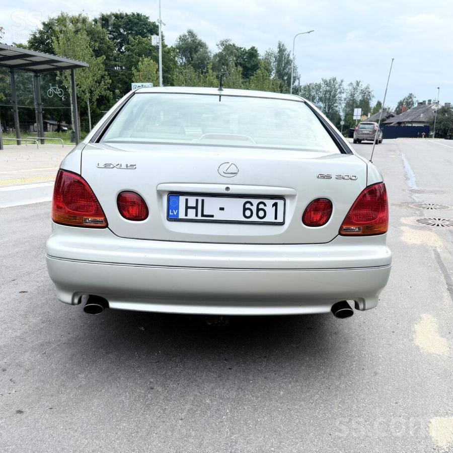 Pelēks Lexus GS 2002 Rīga, ar dzinēja tilpumu 3.00 L un nobraukumu 390 tūkst. km par 5150 €, foto 5 vietnē AUTOMOTO.COM.LV
