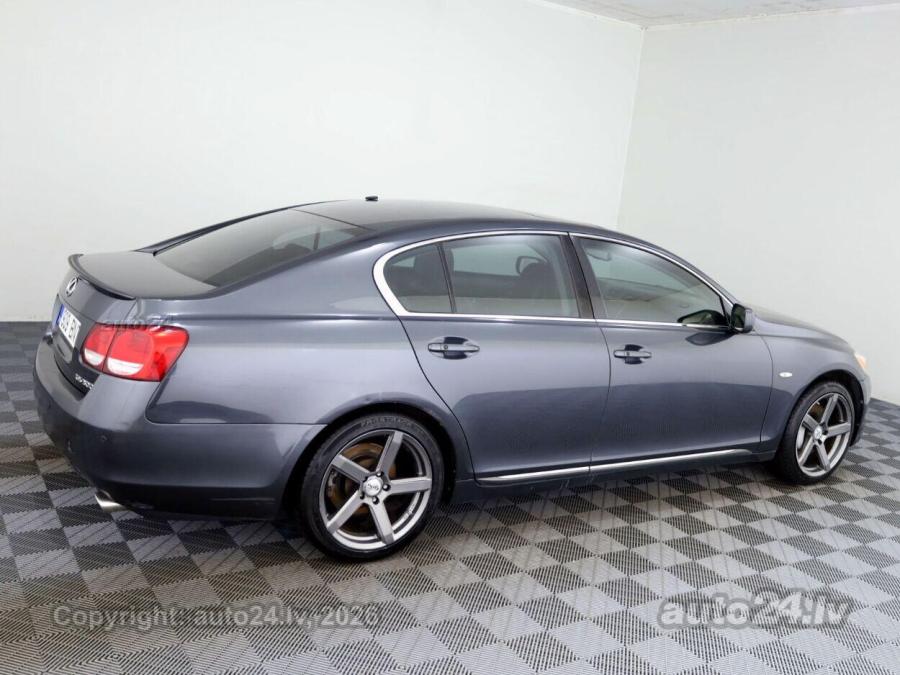 Pelēks Lexus GS 2006 Tallina, ar dzinēja tilpumu 3.00 L un nobraukumu 322 tūkst. km par 2599 €, foto 3 vietnē AUTOMOTO.COM.LV