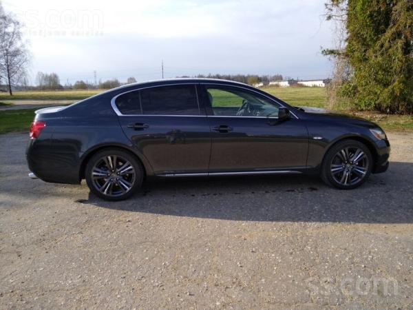 Grey Lexus GS 2006 in Riga, with an engine capacity of 3.50 L and mileage of 348 thousand km for 6000 €, photo 6 on AUTOMOTO.COM.LV