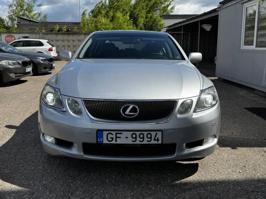 Grey Lexus GS 2006 in Daugavpils, with an engine capacity of 3.50 L and mileage of 296 thousand km for 6990 €, photo 3 on AUTOMOTO.COM.LV