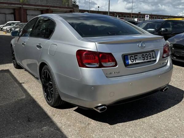 Grey Lexus GS 2006 in Daugavpils, with an engine capacity of 3.50 L and mileage of 296 thousand km for 6990 €, photo 4 on AUTOMOTO.COM.LV