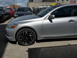 Grey Lexus GS 2006 in Daugavpils, with an engine capacity of 3.50 L and mileage of 296 thousand km for 6990 €, photo 8 on AUTOMOTO.COM.LV