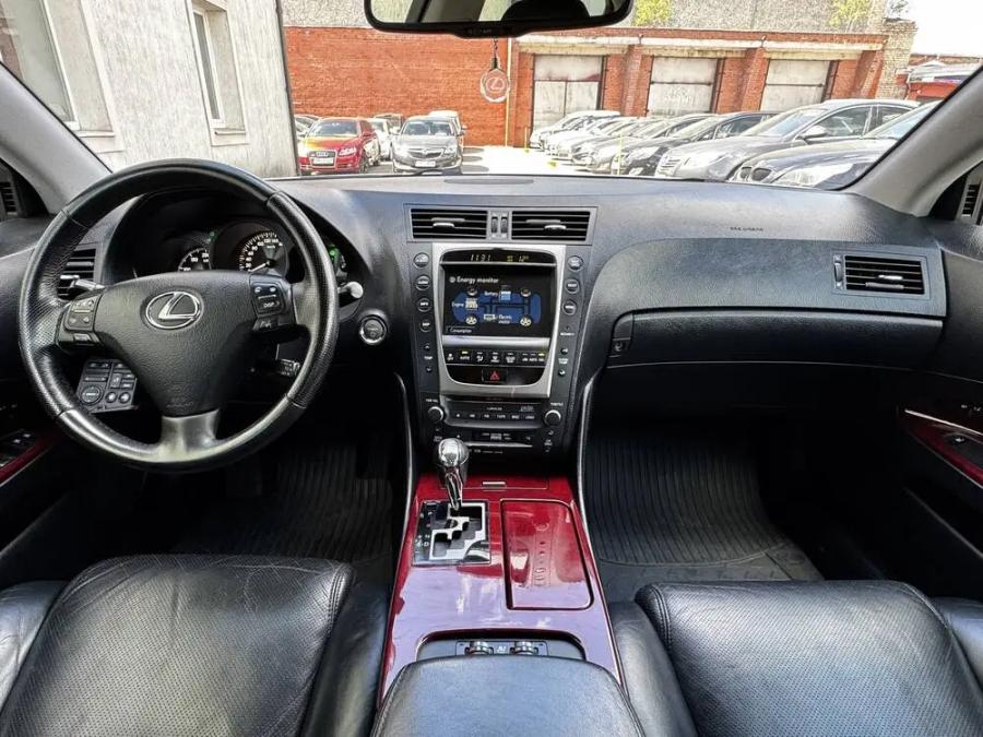 Grey Lexus GS 2006 in Daugavpils, with an engine capacity of 3.50 L and mileage of 296 thousand km for 6990 €, photo 15 on AUTOMOTO.COM.LV