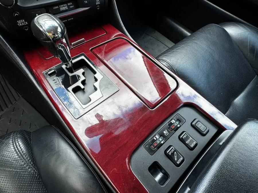 Grey Lexus GS 2006 in Daugavpils, with an engine capacity of 3.50 L and mileage of 296 thousand km for 6990 €, photo 20 on AUTOMOTO.COM.LV