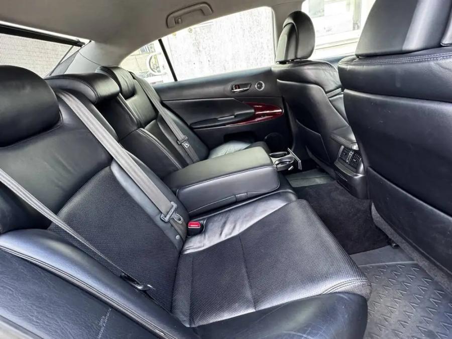 Grey Lexus GS 2006 in Daugavpils, with an engine capacity of 3.50 L and mileage of 296 thousand km for 6990 €, photo 26 on AUTOMOTO.COM.LV