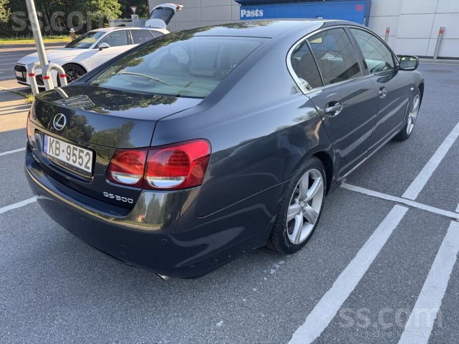 Pelēks Lexus GS 2006 Jūrmala, ar dzinēja tilpumu 3.00 L un nobraukumu 320 tūkst. km par 2850 €, foto 5 vietnē AUTOMOTO.COM.LV