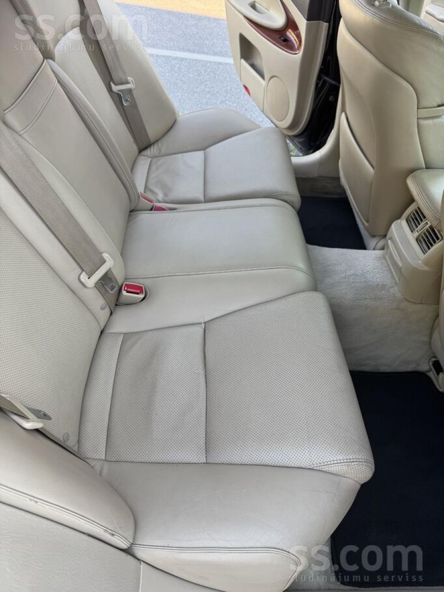 Pelēks Lexus GS 2006 Jūrmala, ar dzinēja tilpumu 3.00 L un nobraukumu 320 tūkst. km par 2850 €, foto 12 vietnē AUTOMOTO.COM.LV