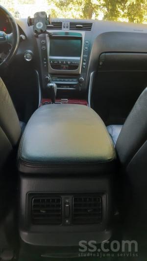 Pelēks Lexus GS 2006 Rīga, ar dzinēja tilpumu 3.00 L un nobraukumu 230 tūkst. km par 4000 €, foto 8 vietnē AUTOMOTO.COM.LV