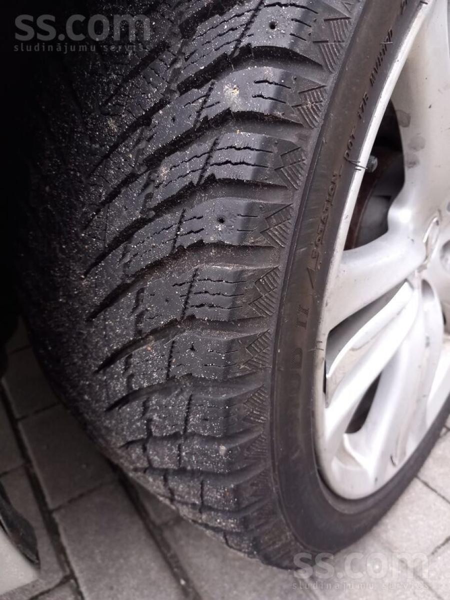 Pelēks Lexus GS 2006 Rīga, ar dzinēja tilpumu 3.00 L un nobraukumu 230 tūkst. km par 4000 €, foto 12 vietnē AUTOMOTO.COM.LV