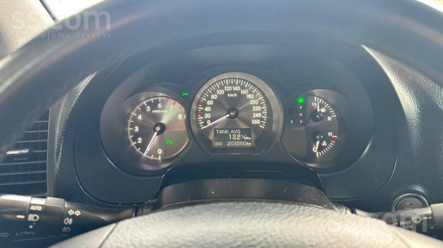 Grey Lexus GS 2007 in Daugavpils, with an engine capacity of 3.00 L and mileage of 200 thousand km for 5000 €, photo 12 on AUTOMOTO.COM.LV