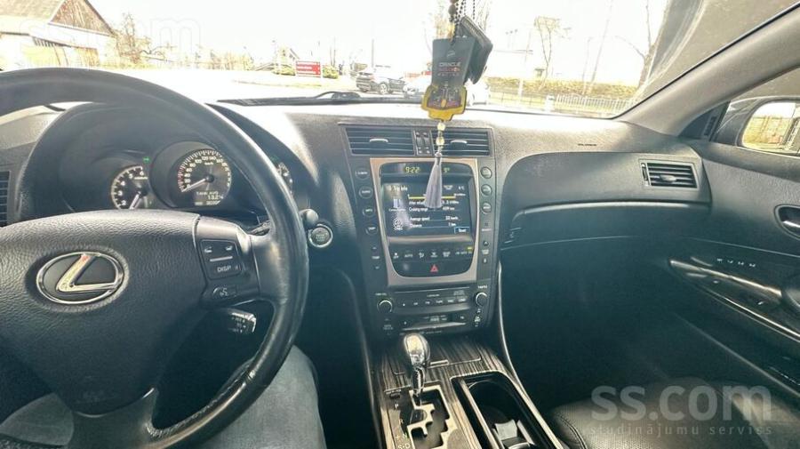 Grey Lexus GS 2007 in Daugavpils, with an engine capacity of 3.00 L and mileage of 200 thousand km for 5000 €, photo 13 on AUTOMOTO.COM.LV