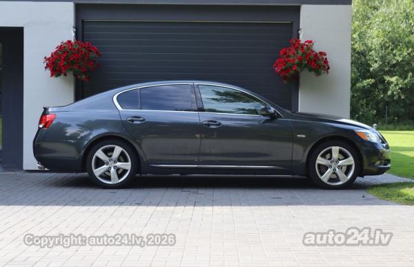 Pelēks Lexus GS 2007 Pērnava, ar dzinēja tilpumu 3.00 L un nobraukumu 360 tūkst. km par 4700 €, foto 4 vietnē AUTOMOTO.COM.LV