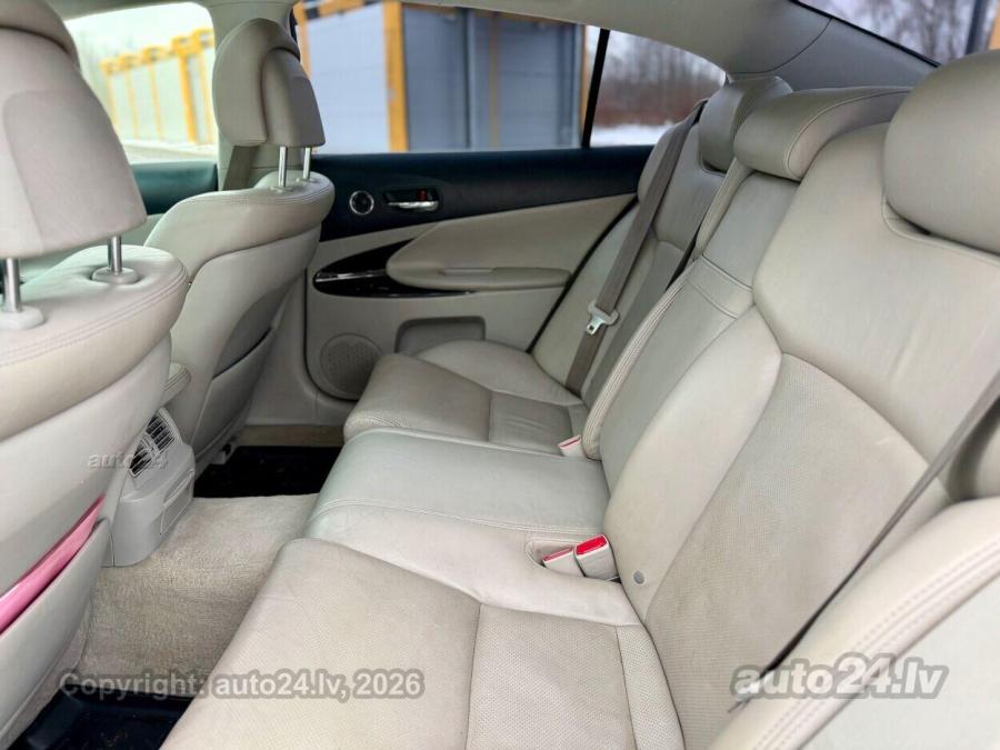 Pelēks Lexus GS 2009 Tallina, ar dzinēja tilpumu 3.50 L un nobraukumu 340 tūkst. km par 5900 €, foto 7 vietnē AUTOMOTO.COM.LV