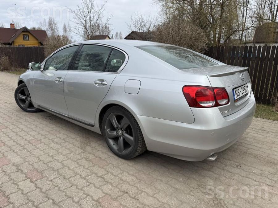 Pelēks Lexus GS 2010 Ogre, ar dzinēja tilpumu 3.00 L un nobraukumu 199 tūkst. km par 3500 €, foto 7 vietnē AUTOMOTO.COM.LV