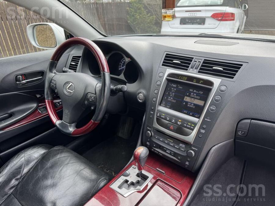 Pelēks Lexus GS 2010 Ogre, ar dzinēja tilpumu 3.00 L un nobraukumu 199 tūkst. km par 3500 €, foto 25 vietnē AUTOMOTO.COM.LV
