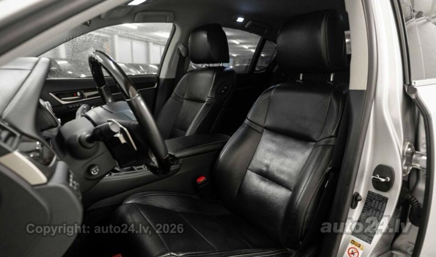 Серый Лексус ГС 2012 в Таллин, объемом двигателя 2.50 л и пробегом 170 тыс. км за 16000 €, фото 15 на AUTOMOTO.COM.LV
