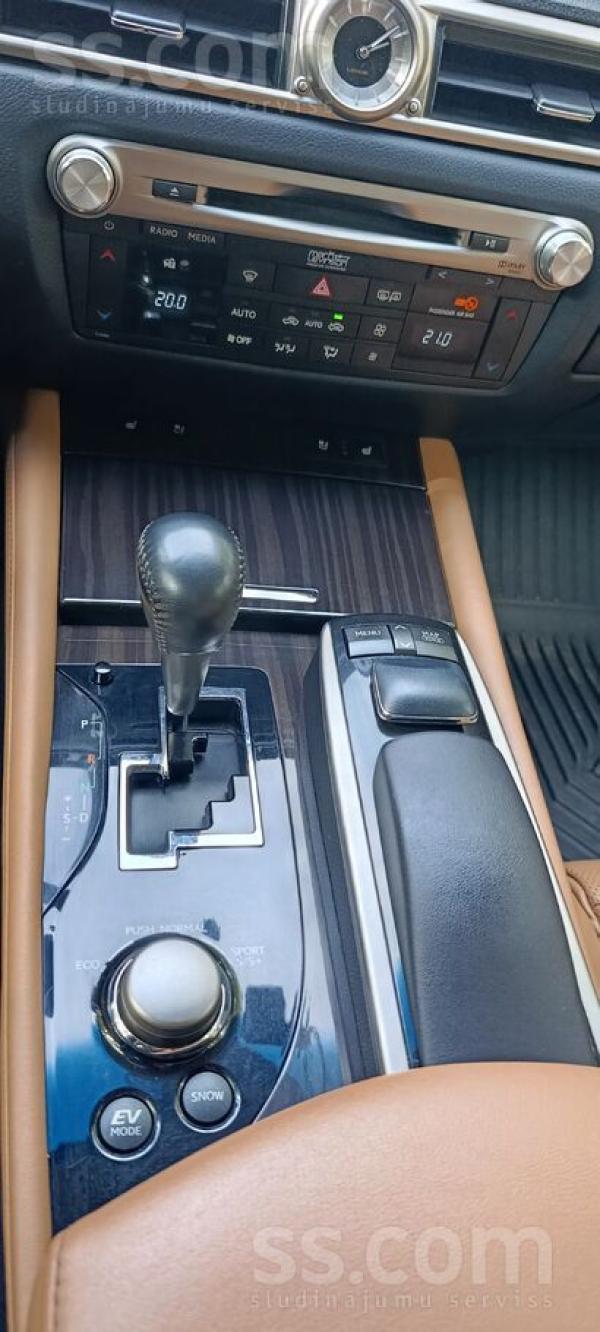 Grey Lexus GS 2012 in Riga, with an engine capacity of 3.50 L and mileage of 218 thousand km for 14600 €, photo 10 on AUTOMOTO.COM.LV