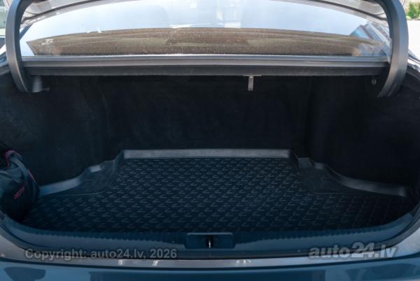 Pelēks Lexus GS 2013 Tallina, ar dzinēja tilpumu 3.50 L un nobraukumu 218 tūkst. km par 14900 €, foto 9 vietnē AUTOMOTO.COM.LV