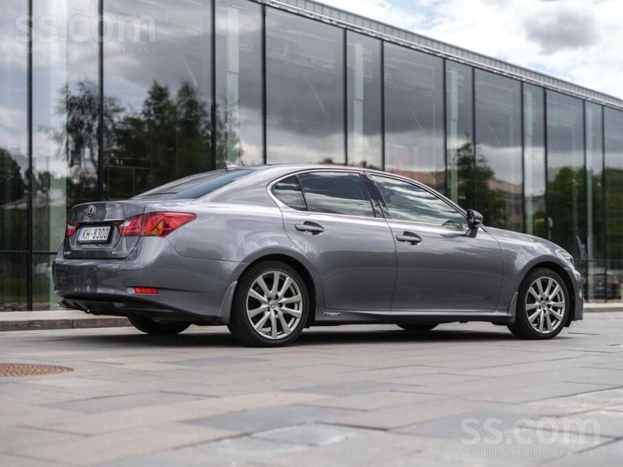 Grey Lexus GS 2014 in Riga, with an engine capacity of 3.50 L and mileage of 142 thousand km for 16300 €, photo 3 on AUTOMOTO.COM.LV
