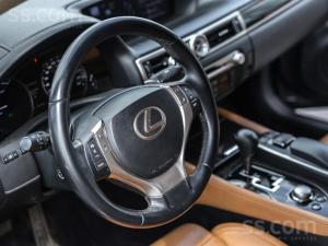 Grey Lexus GS 2014 in Riga, with an engine capacity of 3.50 L and mileage of 142 thousand km for 16300 €, photo 5 on AUTOMOTO.COM.LV