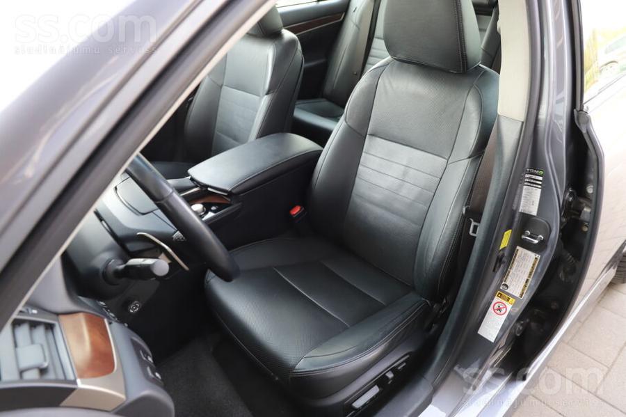 Pelēks Lexus GS 2015 Tukums, ar dzinēja tilpumu 3.50 L un nobraukumu 104 tūkst. km par 14900 €, foto 9 vietnē AUTOMOTO.COM.LV