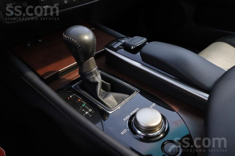 Pelēks Lexus GS 2015 Tukums, ar dzinēja tilpumu 3.50 L un nobraukumu 104 tūkst. km par 14900 €, foto 16 vietnē AUTOMOTO.COM.LV