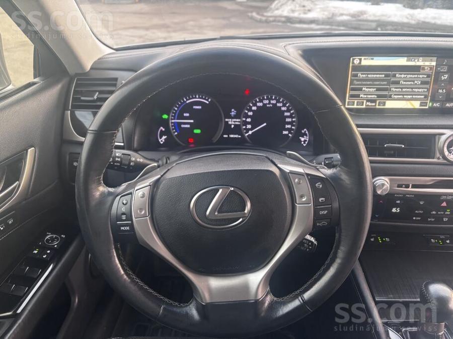 Pelēks Lexus GS 2015 Daugavpils, ar dzinēja tilpumu 2.50 L un nobraukumu 190 tūkst. km par 17000 €, foto 9 vietnē AUTOMOTO.COM.LV