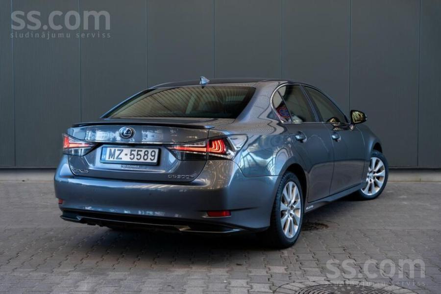 Grey Lexus GS 2016 in Riga, with an engine capacity of 2.50 L and mileage of 218 thousand km for 18900 €, photo 7 on AUTOMOTO.COM.LV