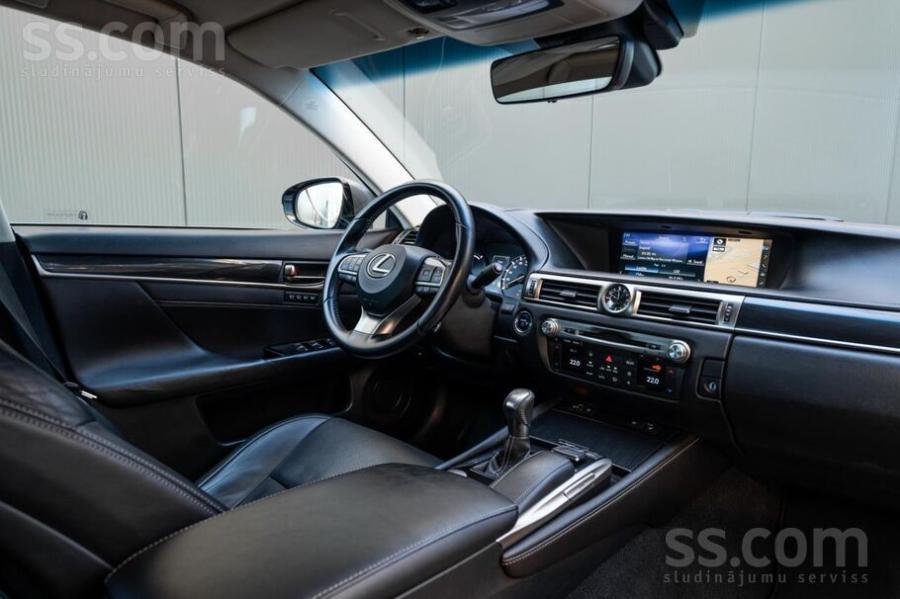 Grey Lexus GS 2016 in Riga, with an engine capacity of 2.50 L and mileage of 218 thousand km for 18900 €, photo 10 on AUTOMOTO.COM.LV