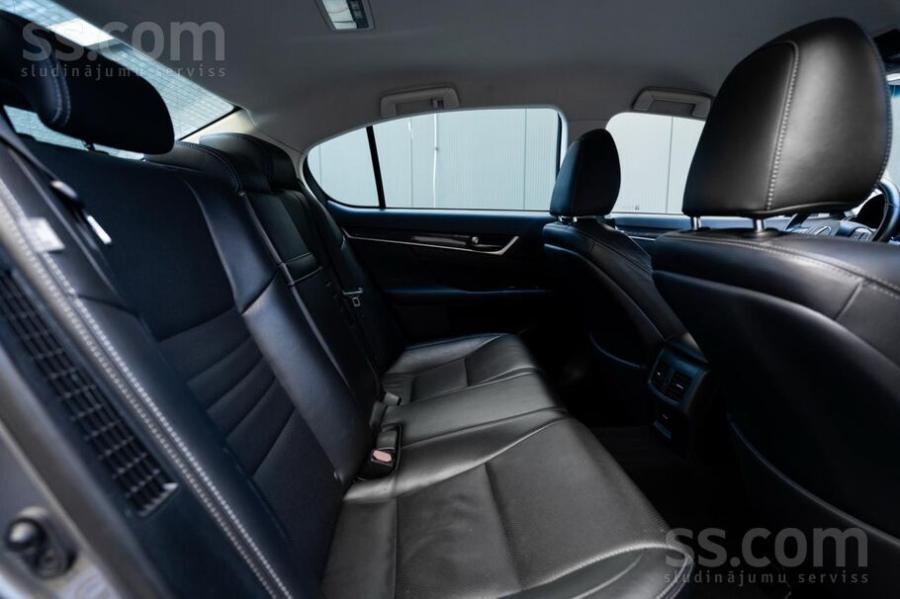 Grey Lexus GS 2016 in Riga, with an engine capacity of 2.50 L and mileage of 218 thousand km for 18900 €, photo 14 on AUTOMOTO.COM.LV