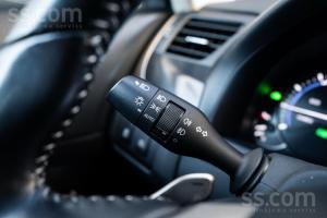 Grey Lexus GS 2016 in Riga, with an engine capacity of 2.50 L and mileage of 218 thousand km for 18900 €, photo 23 on AUTOMOTO.COM.LV
