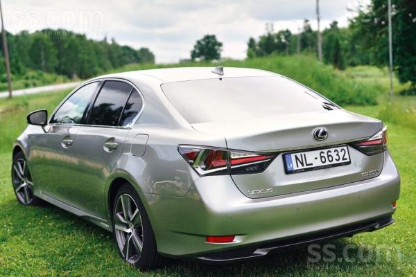 Pelēks Lexus GS 2018 Rīga, ar dzinēja tilpumu 2.50 L un nobraukumu 167 tūkst. km par 22500 €, foto 3 vietnē AUTOMOTO.COM.LV